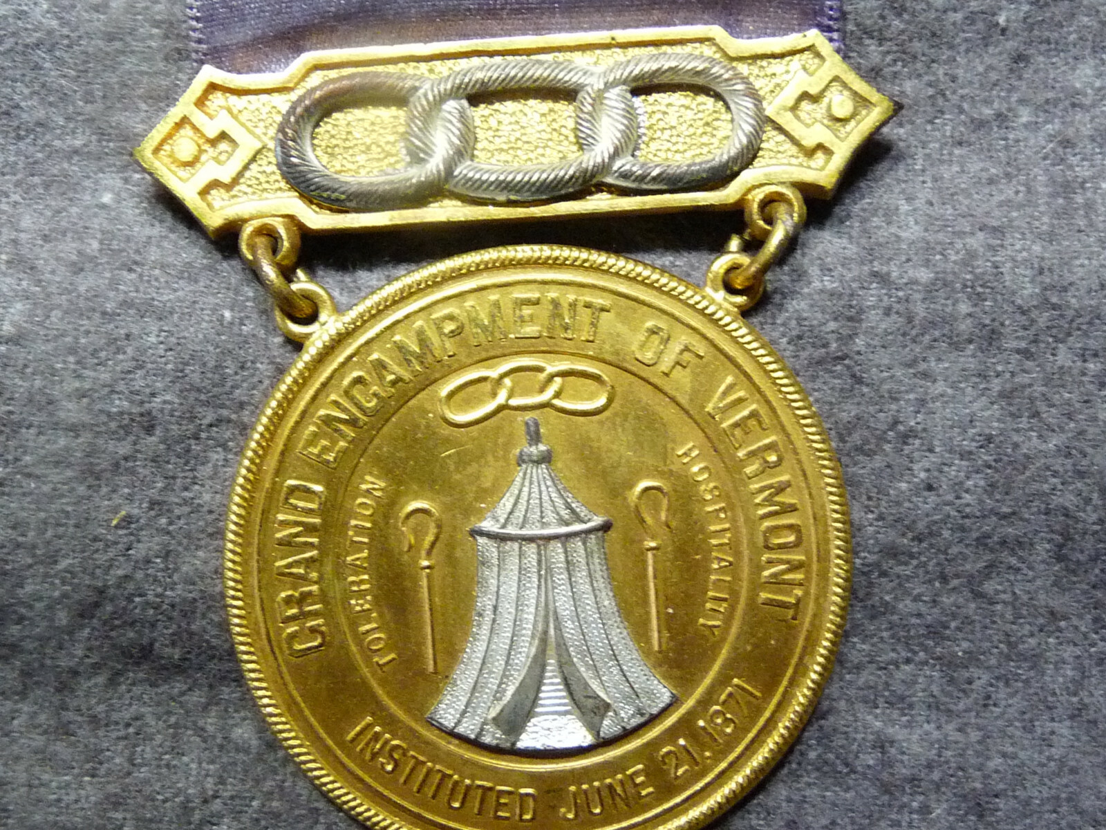 ODD FELLOWS IOOF Past Chief Patriarch Jewel - Ribbon - Grand Encampment ...