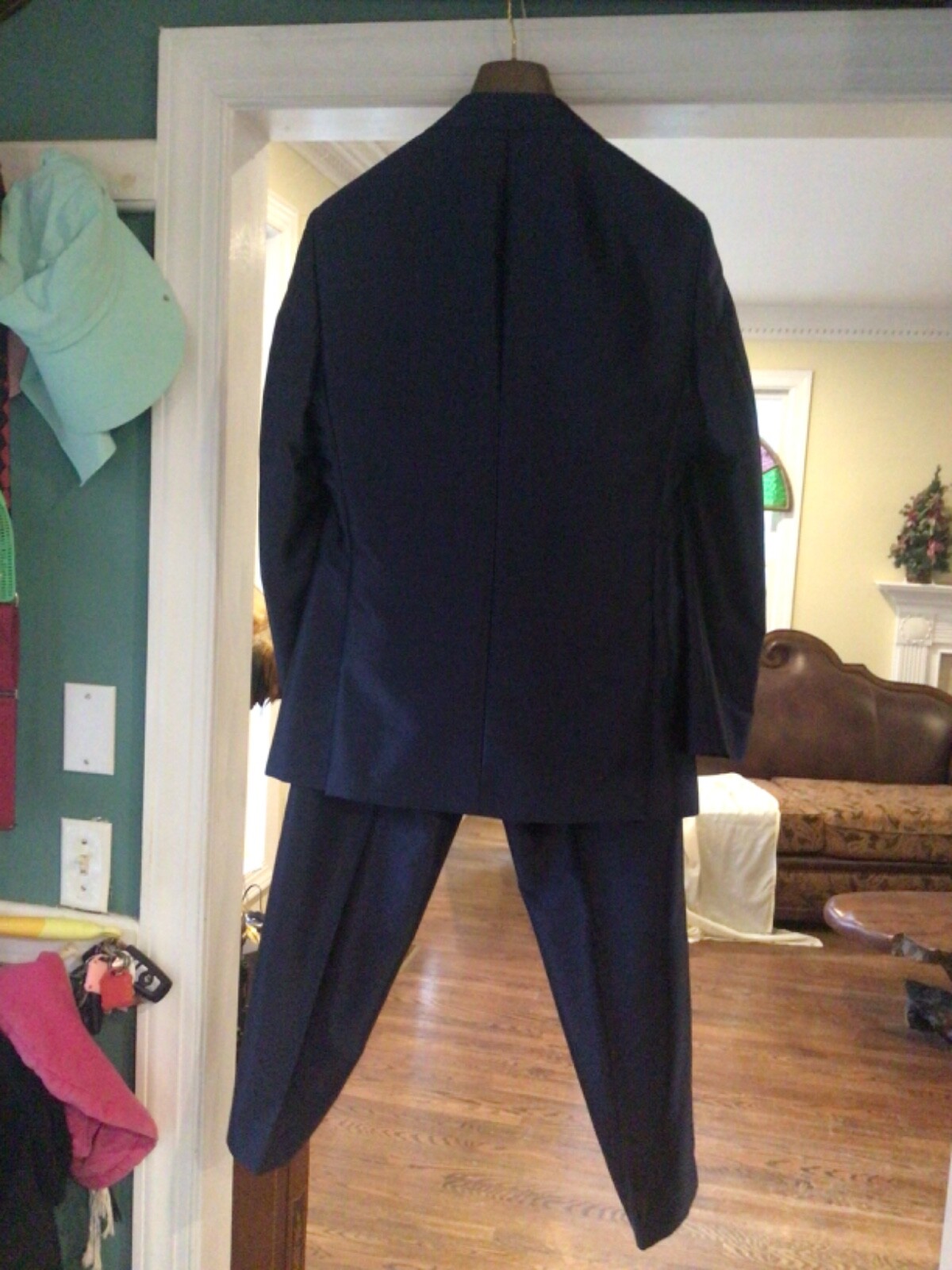 Gorgeous Italian Made Men's Silk Touch Navy Suit. 30R… - Gem