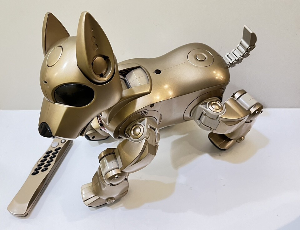 i-Cybie RC GoldRobot Dog by Tiger/Hasbro 2001 With Remote *No Battery ...