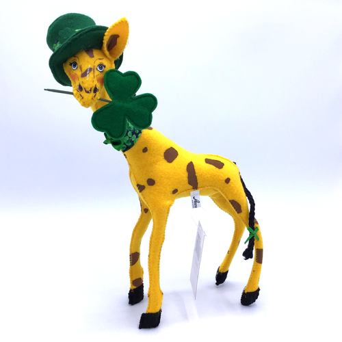 Annalee 2022 Irish Giraffe 12" Yellow St Patrick 's Day Doll Shamrock w ...
