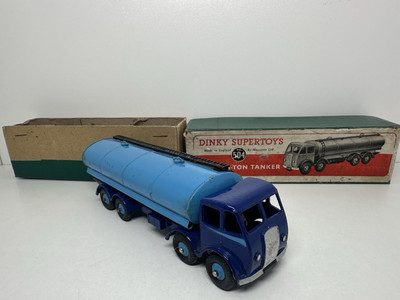 Dinky Supertoys No.504 Foden 14 Ton Fuel Tanker Lorry (1st Cab) c.1950 ...