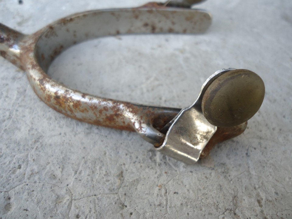 VTG. RUSTY CHROME COWBOY SMALL WESTERN SPURS UNBRANDED BIN WALL HANGERS ...