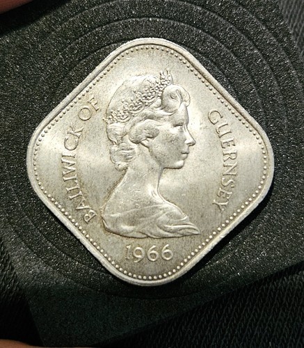 1966*UNC*BAILIWICK OF GUERNSEY TEN SHILLINGS NORMAN CONQUEST COIN-KM#19 ...