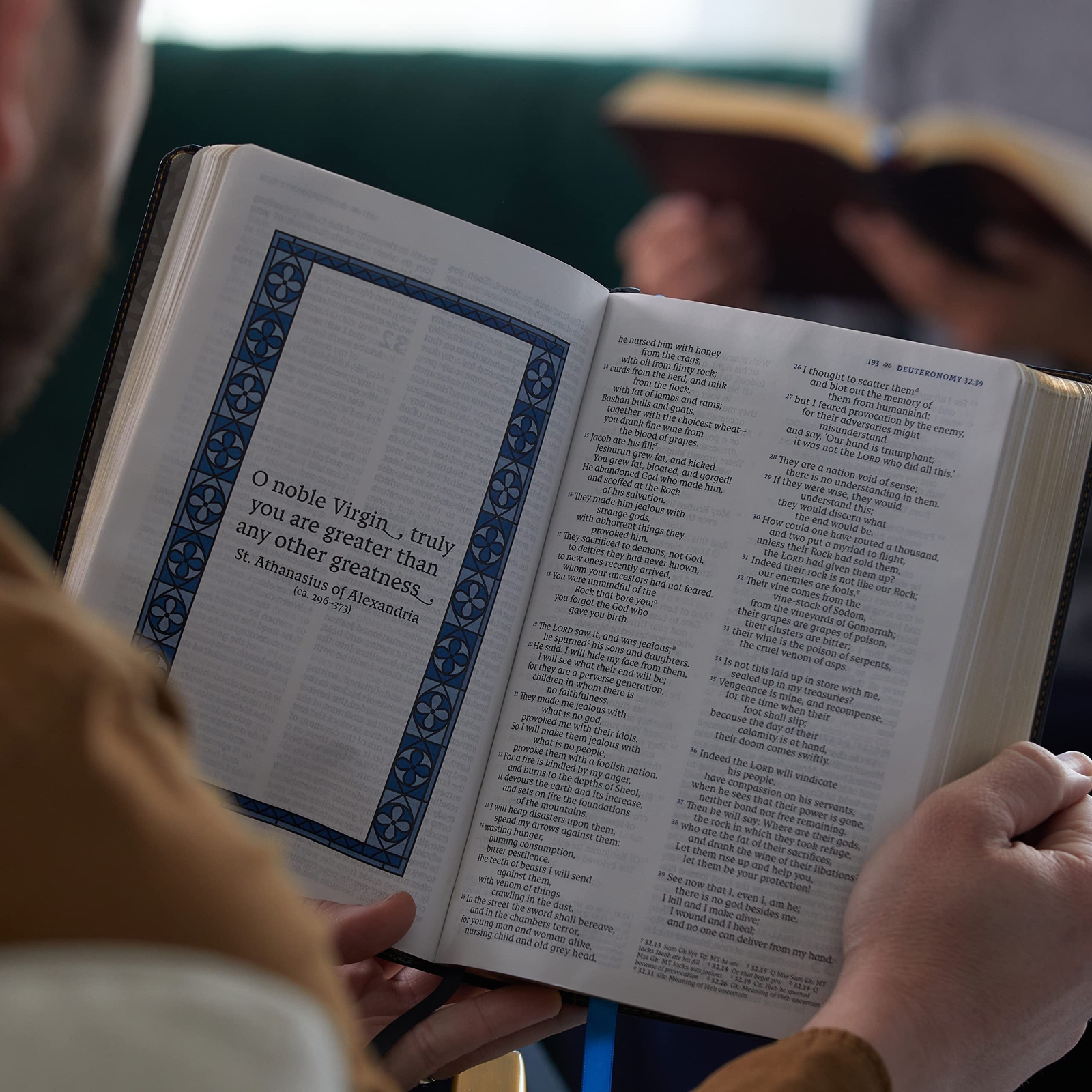 NRSVCE, Great Quotes Catholic Bible, Leathersoft, Black, Comfort Print ...