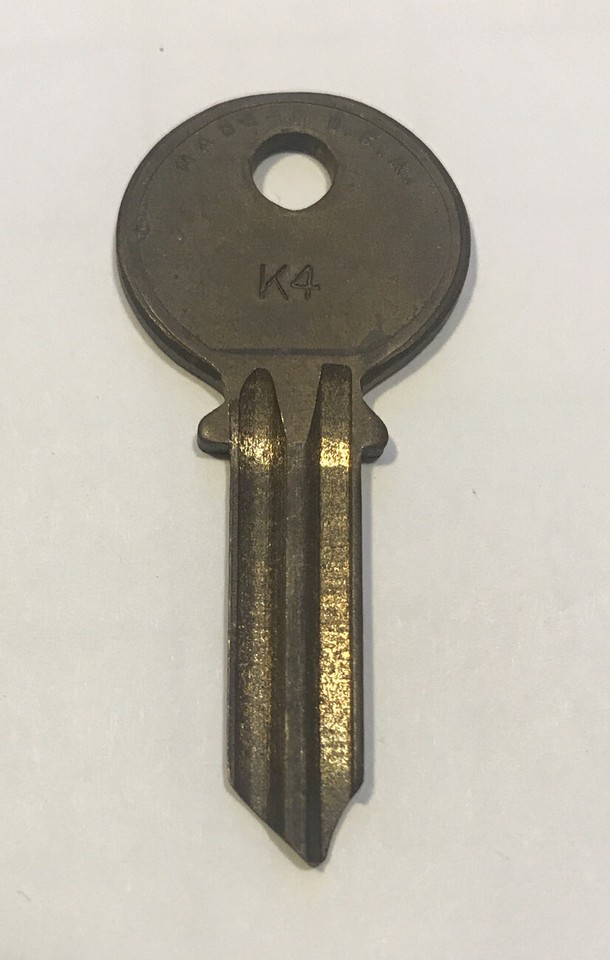 Vintage brass Curtis Bulldog Logo Key K4 Lock Locksmith Blank NOS | eBay