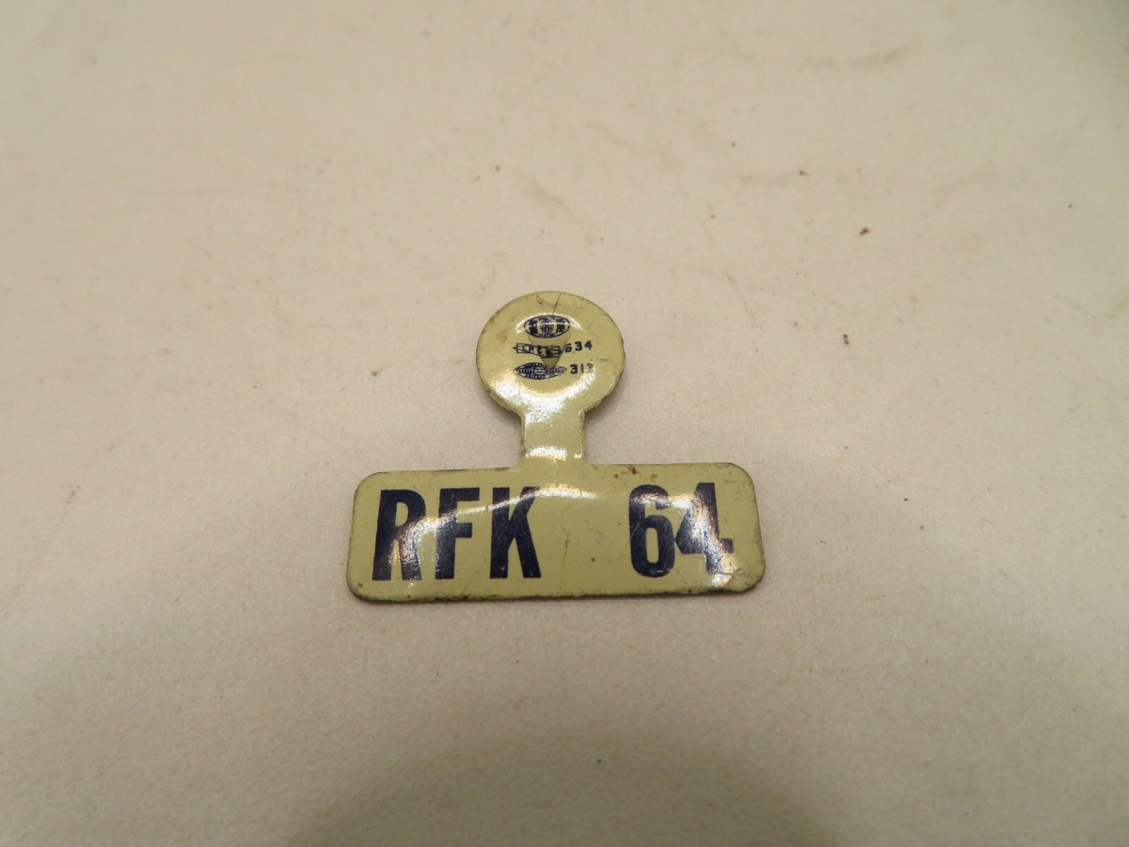 John Kennedy Political FOLD OVER LAPEL Pin Original 1 INCH UNBENT | eBay
