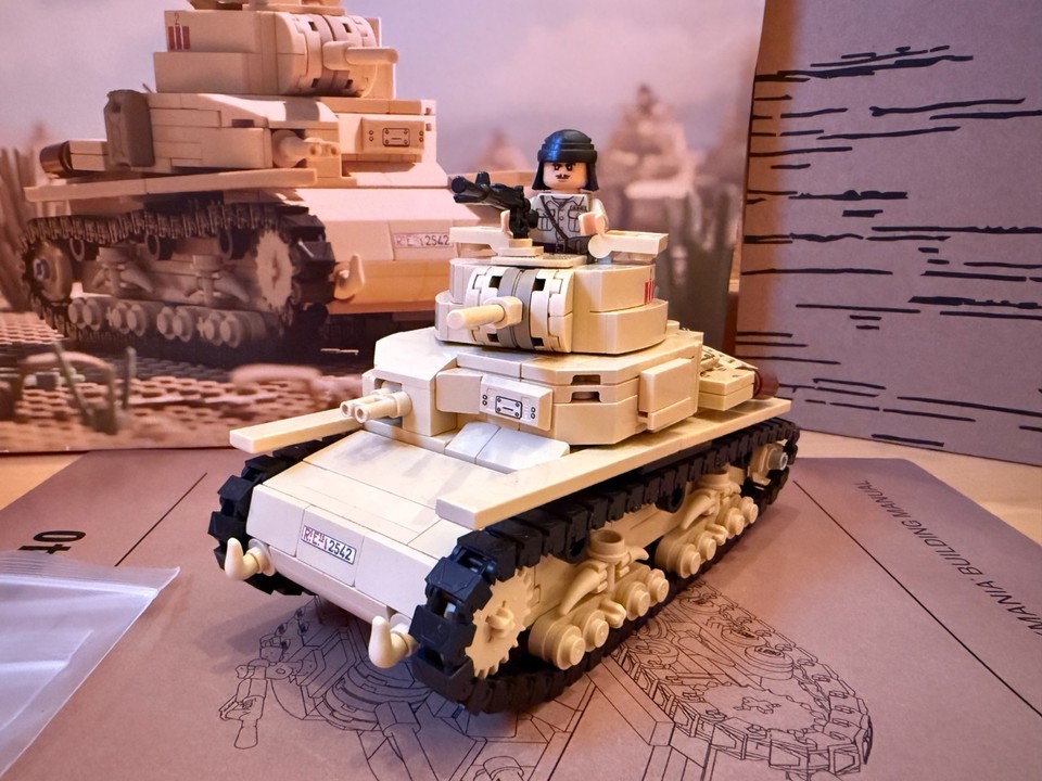 Brickmania Carro Armato M13/40 BKM2542 aus Original Lego passend zu ...
