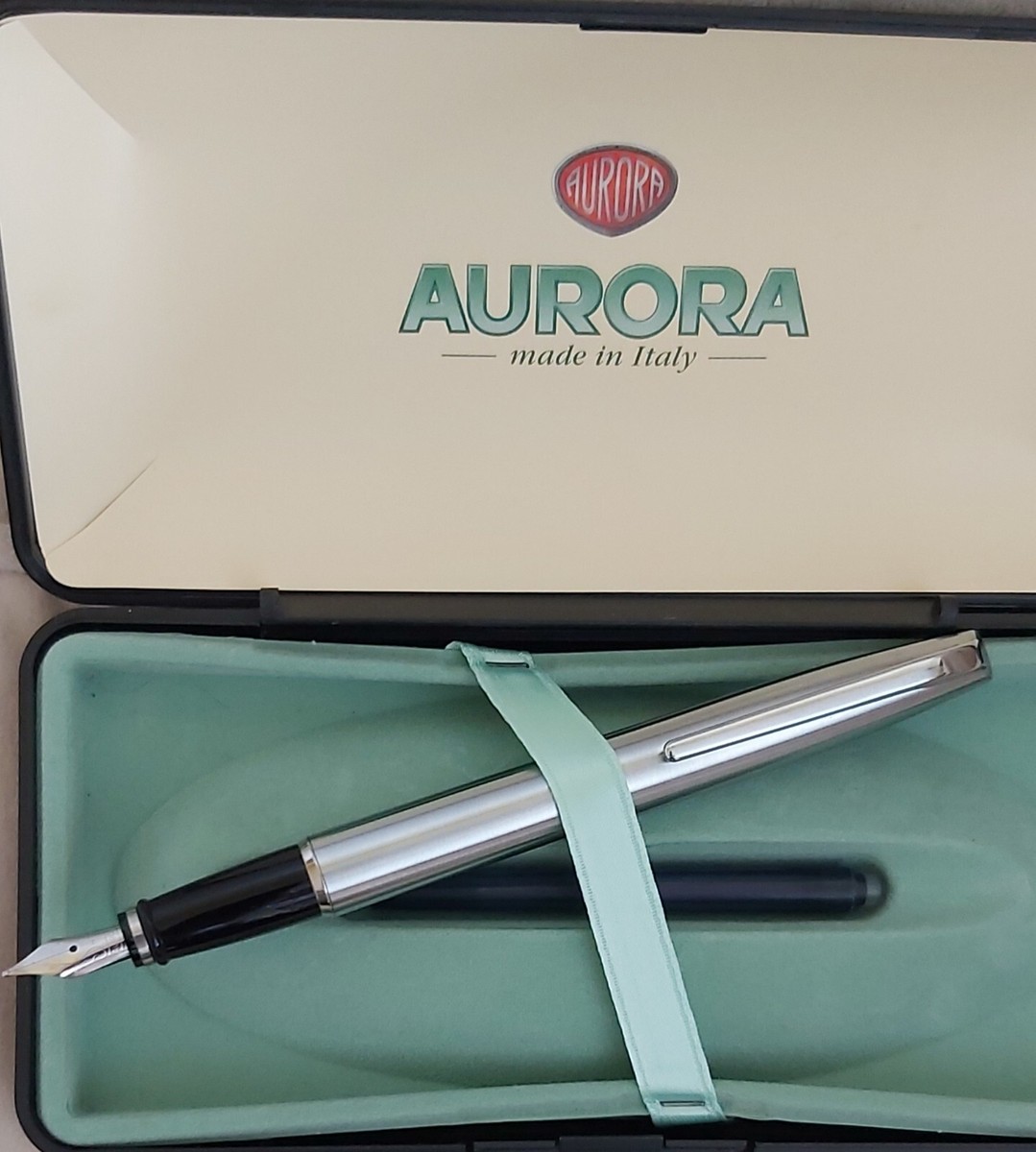 Aurora Pens
