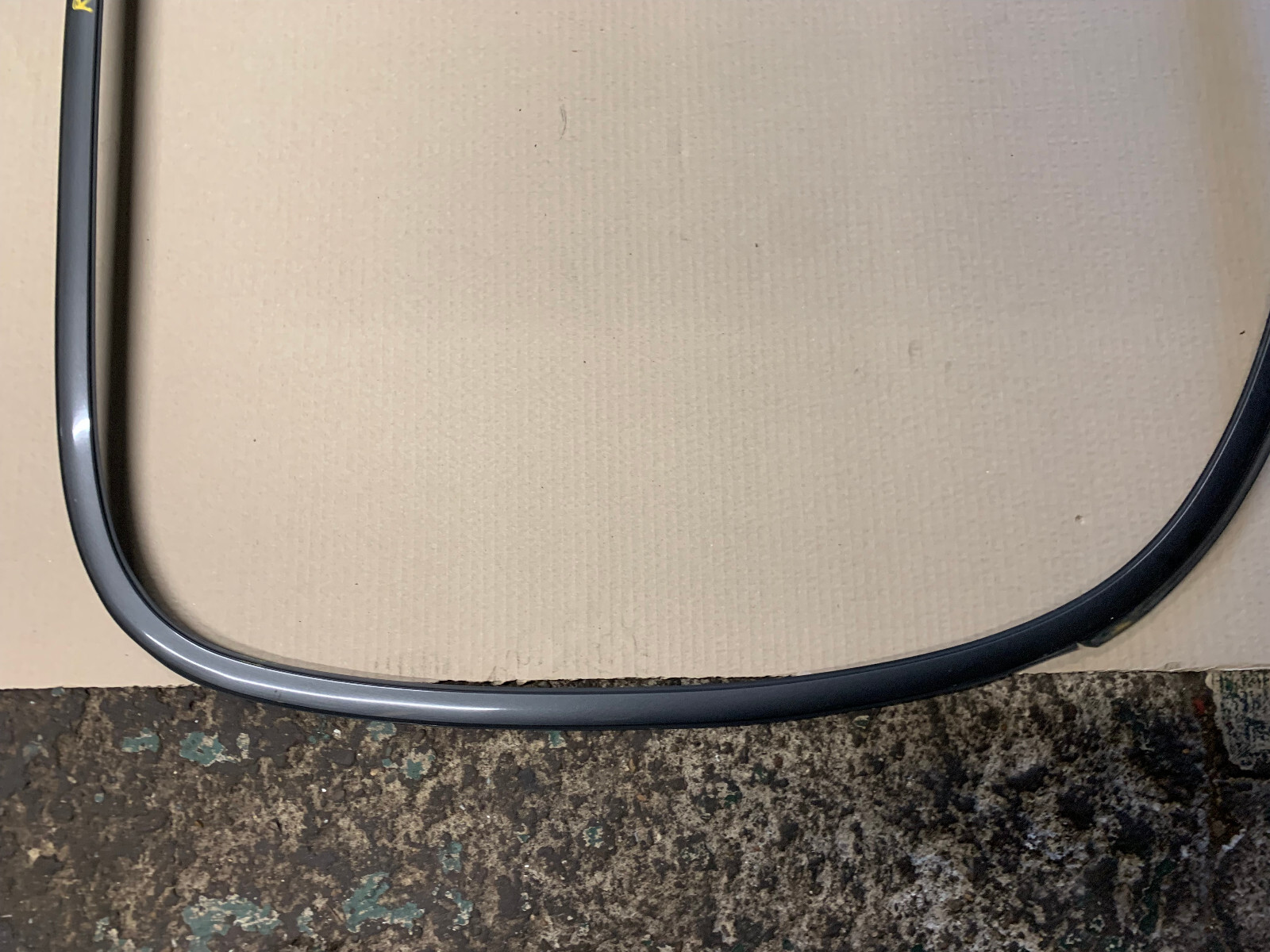 REAR WINDOW WINDSCREEN FINISHER TRIM SURROUND Jaguar XK8 XKR | eBay UK