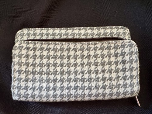 Thirty One Perfect Cents Houndstooth Zip Around Wallet New | eBay