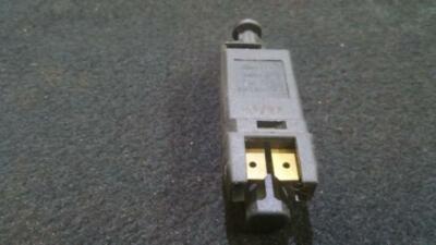 191945515 Brake Light Switch (sensor) - Switch (Pedal Contact) f ...