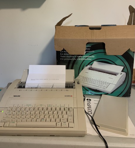 Olympia Splendid Typewriter Electronic Vintage Rare 1990s W/ Operating ...