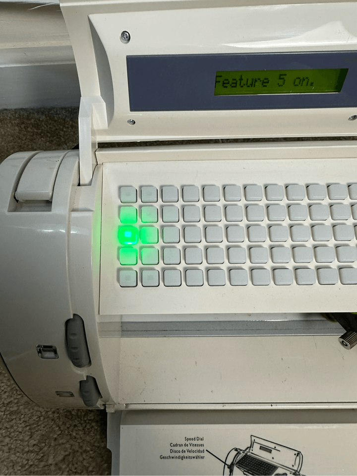 CRICUT Personal Electronic Cutter Machine CRV001 with Cords 6 ...