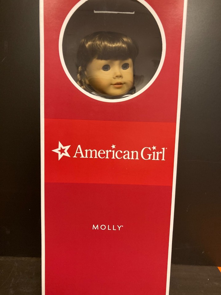 American Girl doll 18" Molly doll LNIB w/book, glasses and purse ...