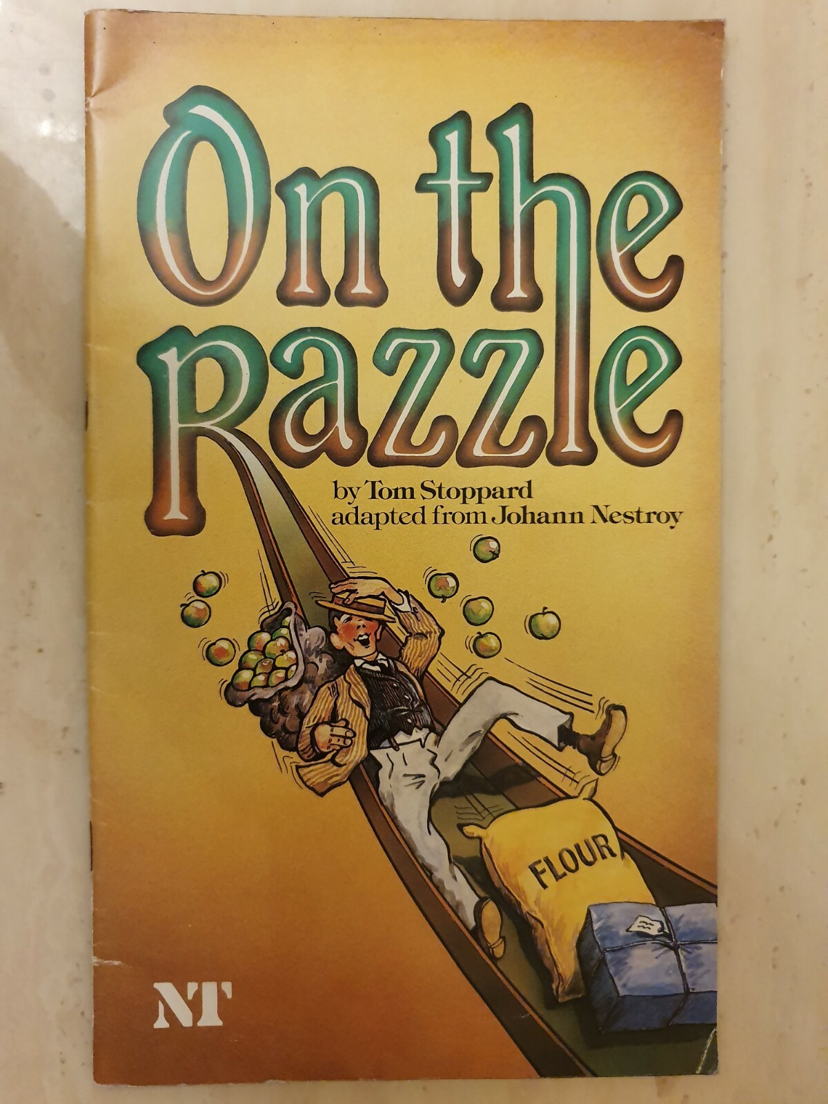 ON THE RAZZLE - RAY BROOKS FELICITY KENDAL MARY CHILTON DINSDALE LANDEN ...