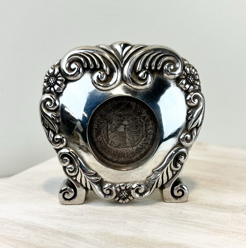 Brighton Ornate Mini Picture Frame Heart Shape Opening 1 3/8” Diameter ...