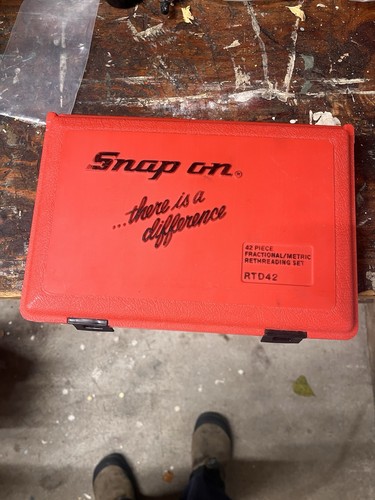 Snap-On RTD42 Rethreading Set 42pc – Excellent – Missing 9/16-18 NF Die ...