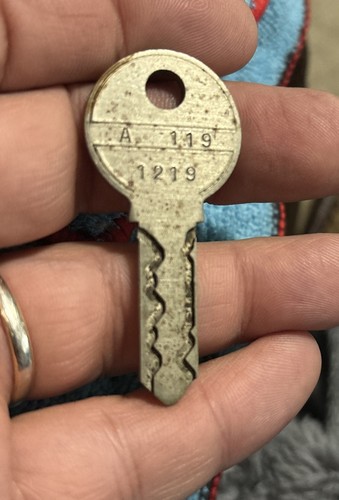 Stanley Vidmar Cabinet Key, A 119 Series 1219 | eBay