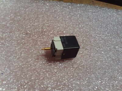 STACO SWITCH / LOCKHEED LENS LIGHT # 15-1385 NSN: 6210-01-164-9418 ...