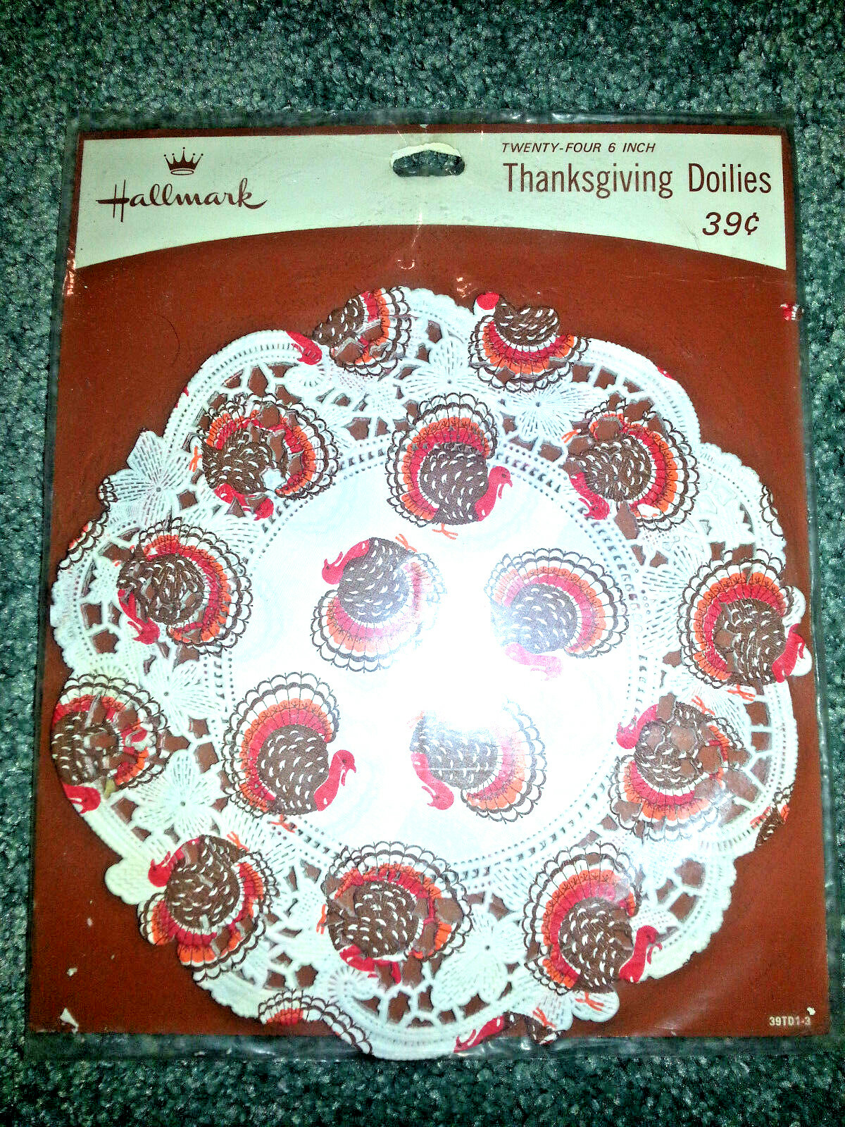 HALLMARK Set of 18 DOILIES Vintage 6" THANKSGIVING TURKEY & LACE DESIGN ...