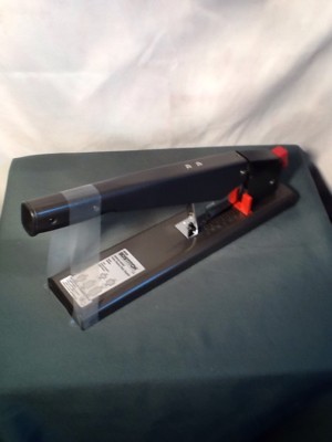 BOSTITCH ANTIMICROBIAL EXTRA HEAVY DUTY STAPLER 215 SHEET CAPACITY ...