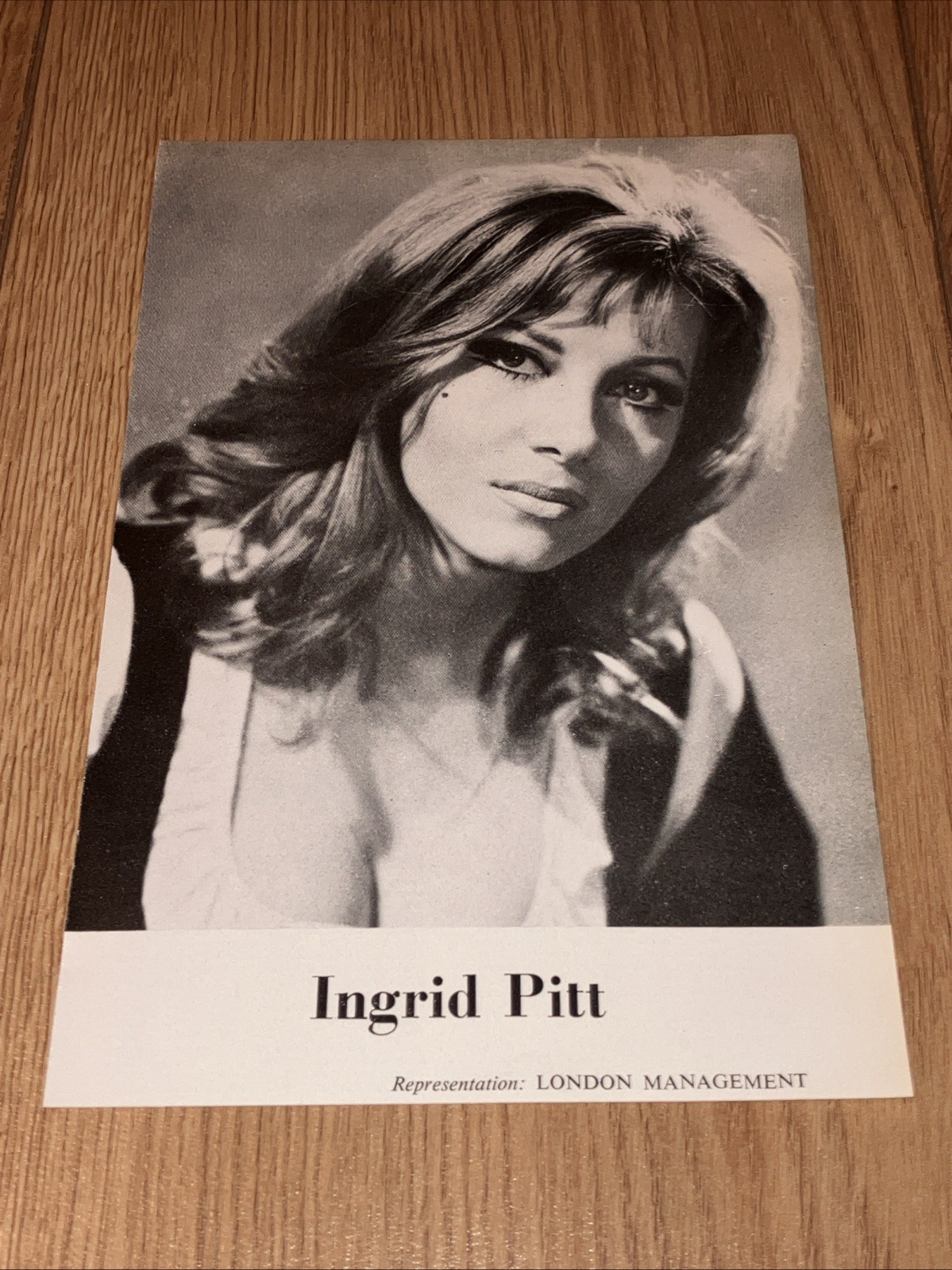 Ingrid Pitt - Rare Original 1972 Acting Agency Z-Page. Countess Dracula ...