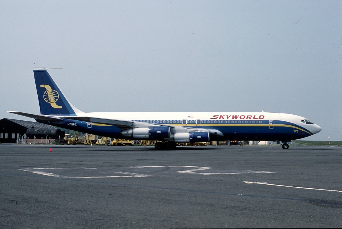 SKYWORLD, Boeing 707, N711PC, at Prestwick, in 1987, aircraft slide ...