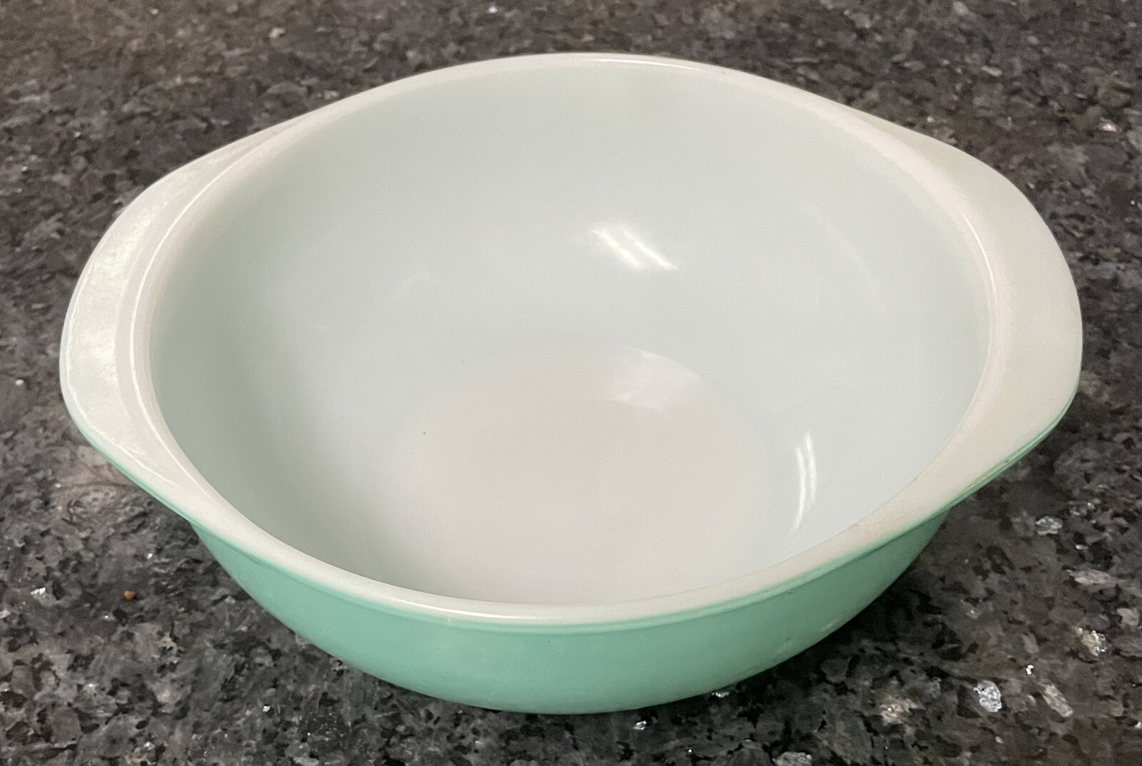 PYREX Turquoise Round Casserole 024 2qt. with handles 10x8.5x3" Robins ...