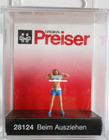 HO scale Preiser # 28124 WOMAN UNDRESSING : 1/87 scale Individual ...