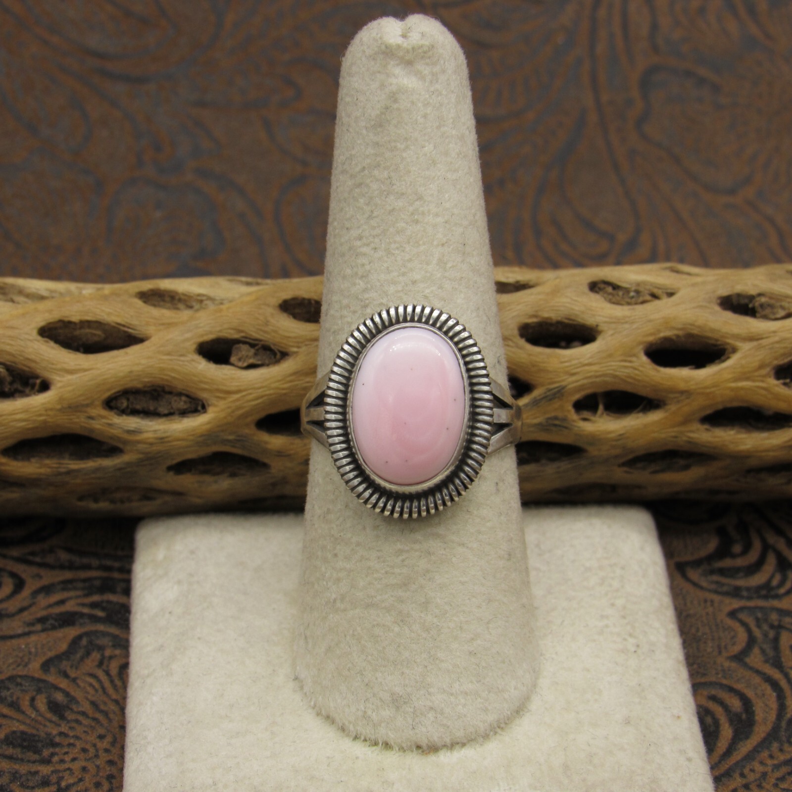 Sterling Silver Oval Shaped Pink Conch Shell Ring Size 8 1/4+ | eBay