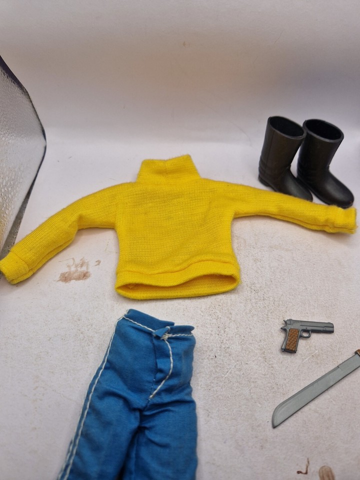 Vintage Action Man - RARE Geyperman Adventurer outfit - Very Good ...