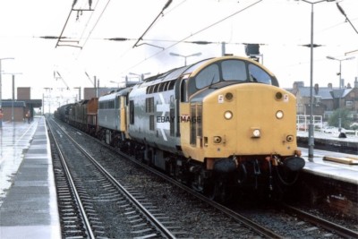PHOTO CLASS 37 LOCO NO 37799 85016 AT WIGAN 1987 | eBay UK