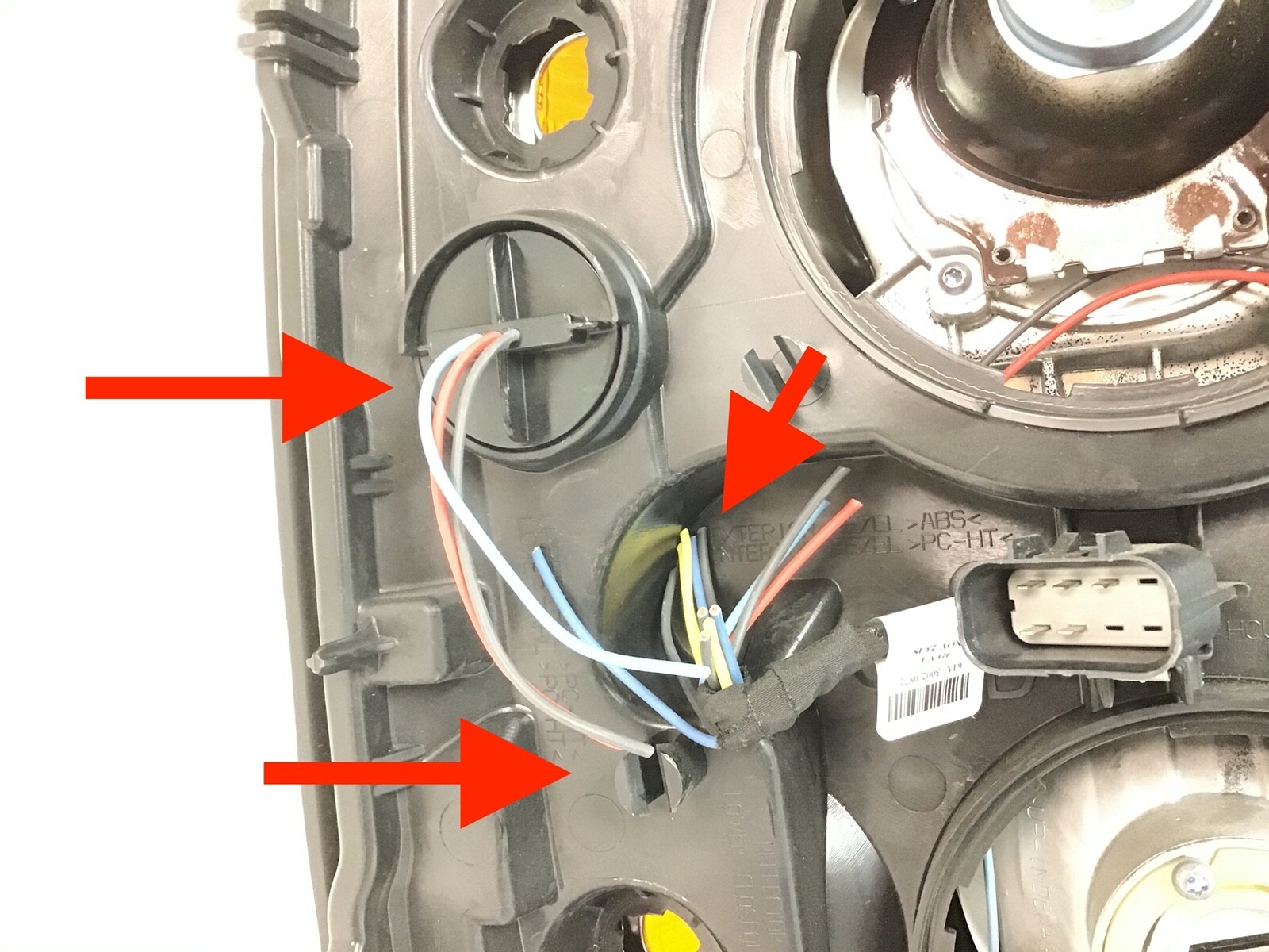 2015-2019 Chevy Silverado 2500-3500HD left side HALOGEN headlight BROKE ...