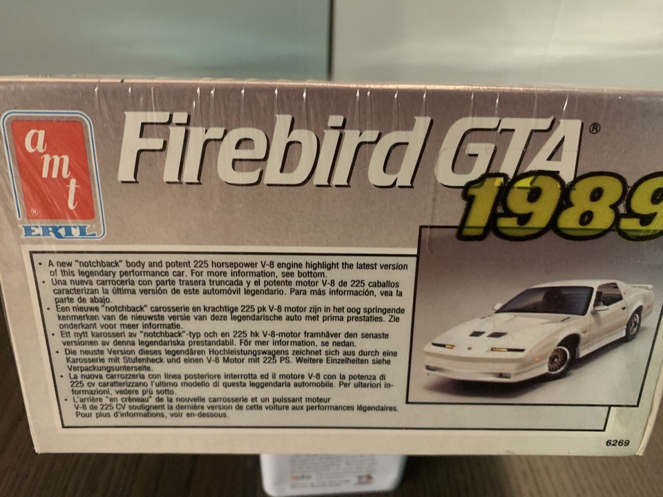 AMT ERTL 1989 Pontiac Firebird GTA Scale 1:25 Model Kit #6269 New ...