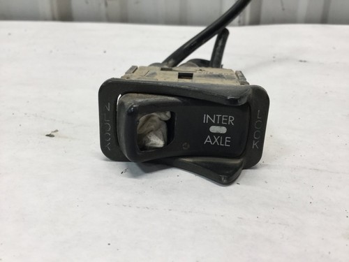 Mack CV GRANITE INTER AXLE LOCK Dash/Console Switch - Used | P/N ...