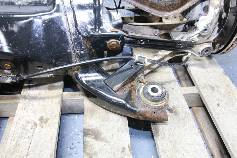 10-15 CHEVY CAMARO SS OEM REAR DIFFERENTIAL DIFF CRADLE SUBFRAME AXLES ...