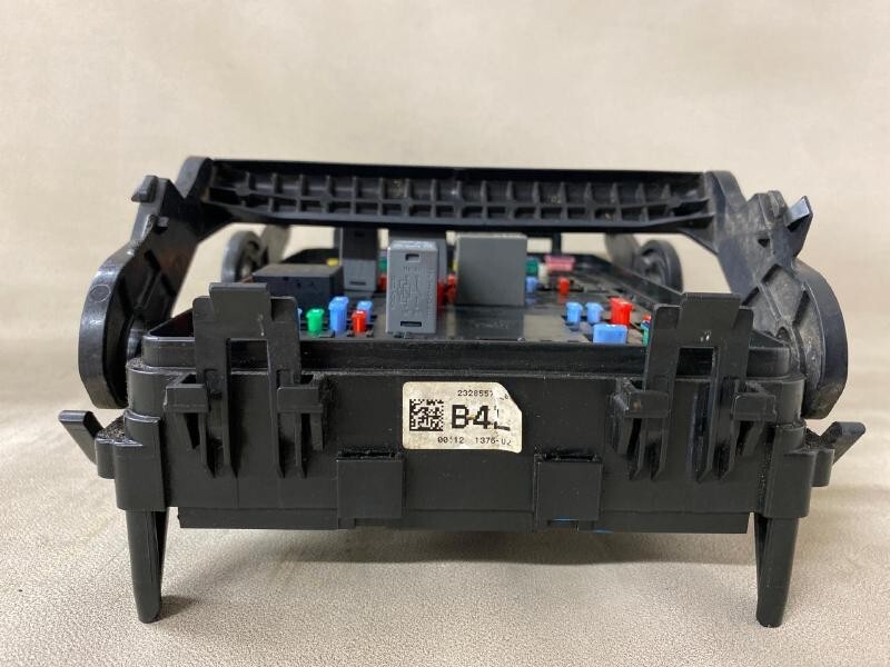 2015-2019 GMC Sierra 2500 3500 Pickup Engine Fuse Box Factory OEM ID ...