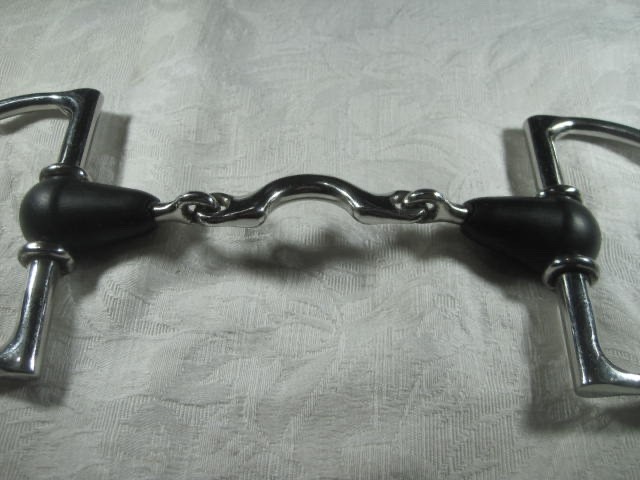 Horse Bit Dee Ring Rubber Segunda 5 3/4'' Low Port Broken Rubber ...