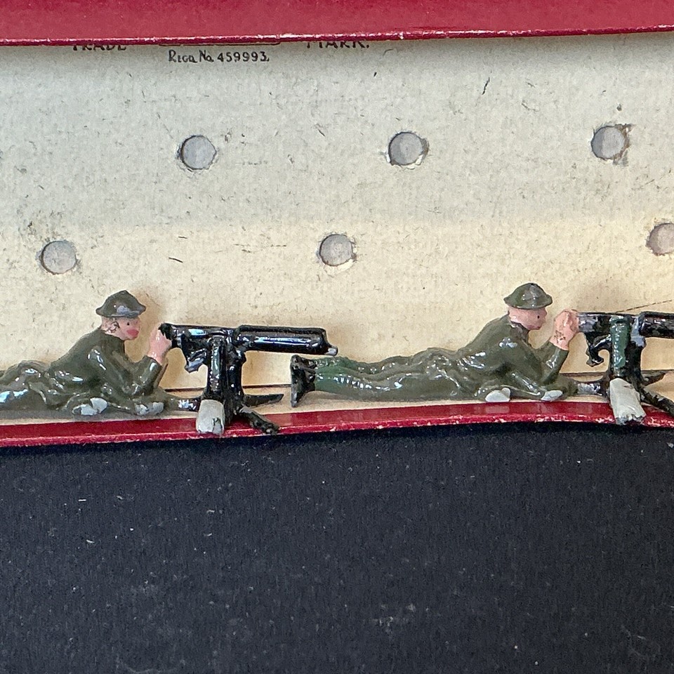 BRITISH MACHINE GUNS No. 1318, (5) Figures 1934-1941 | eBay