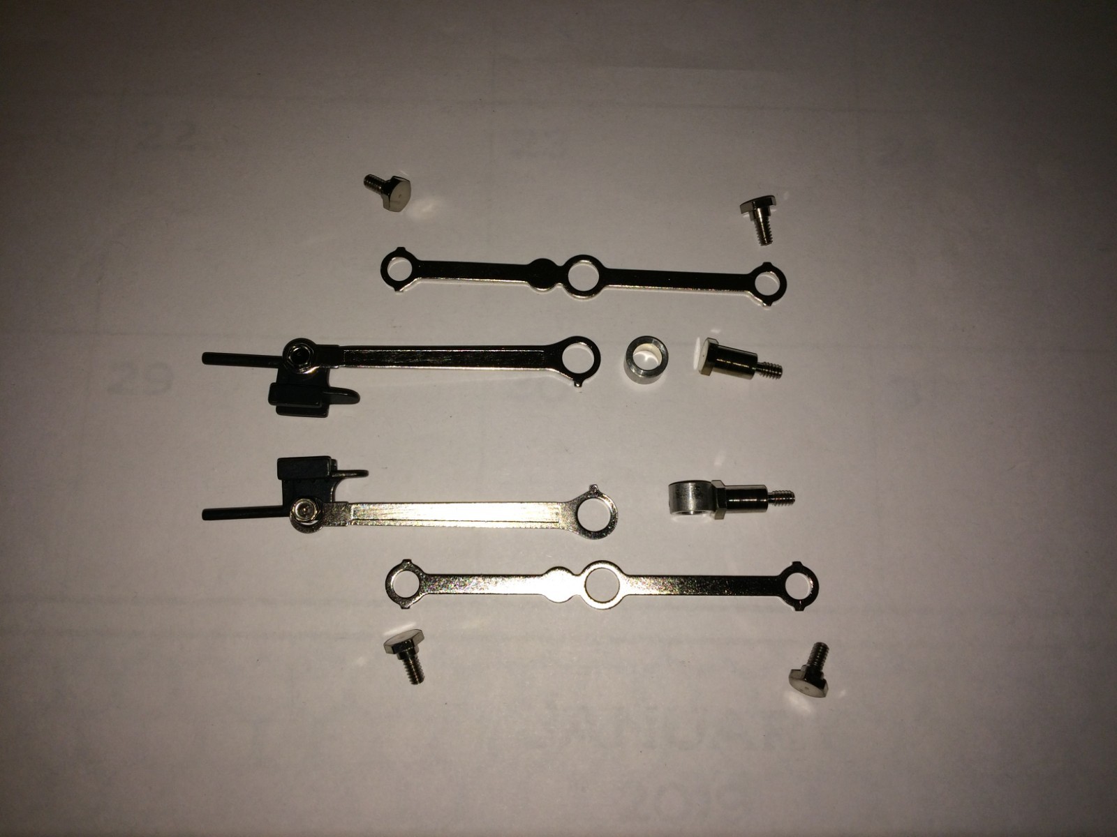 LIONEL PARTS, 2016 ,2018,2026,2036, 2037, SIDERODS MAINRODS WITH SCREWS ...