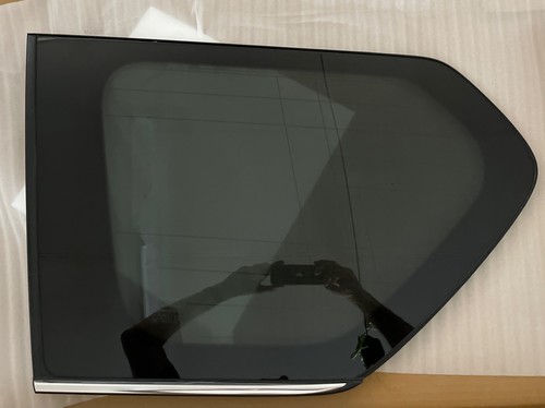 2019-2023 Lexus GX460 Quarter Glass (Driver’s Side) w/antenna 62720 ...