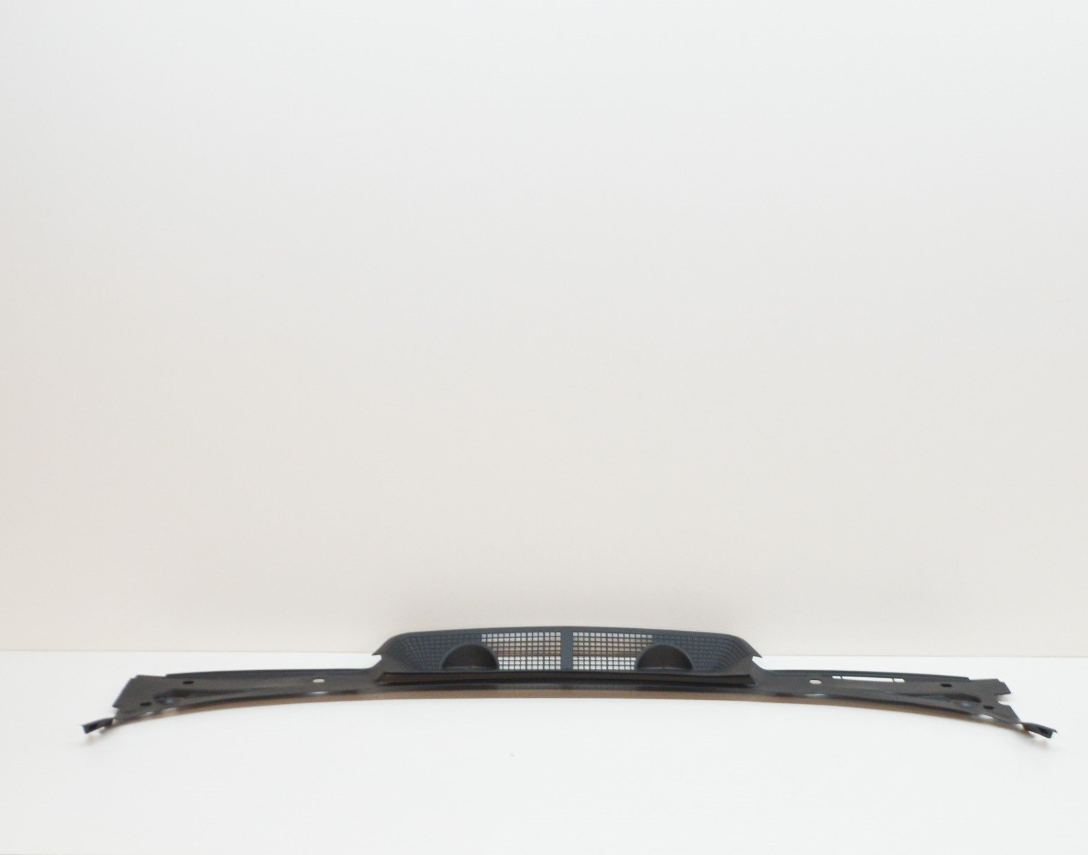 BMW 3 E36 Windshield Wiper Cowl Trim LHD 51711977677 1977677 Genuine ...