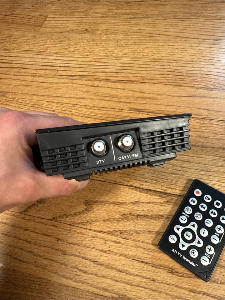 Diamond ATI TV Wonder USB HD 650 Dual Tuner Digital and Analog TV Tuner ...