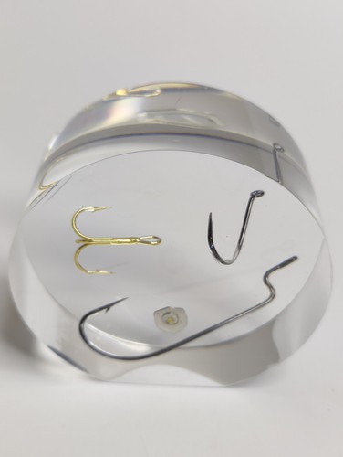 Vintage Lucite Paperweight w/ Fishing Hooks Fisherman's Round Beveled ...