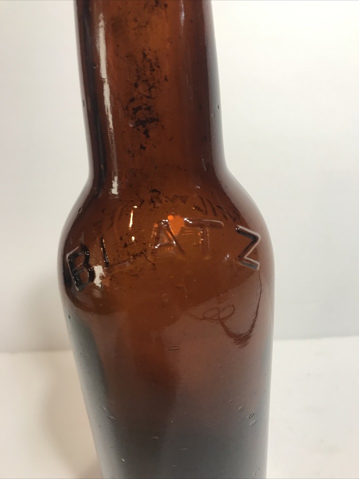 BLATZ BREWING CO. Vintage BEER Bottle, Milwaukee Wisconsin EMBOSSED ...