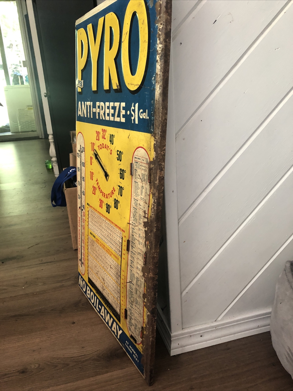 VINTAGE PYRO ANTI-FREEZE GAS STATION METAL ADVERTISING SIGN WITH ...