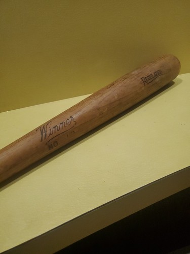 Vtg Winner Wood Bat Regulation Baseball No. 90 Louisville Slugger 34 ...