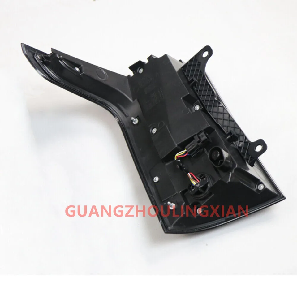 For Land Rover Range Rover LED Rear Tail Light Reversing Lamp LR061659 ...