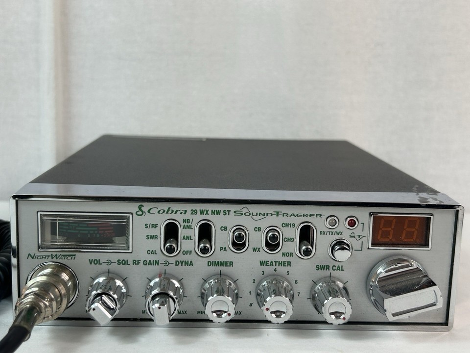 Cobra NightWatch 29 WX NW ST Sound Tracker Illuminated CB Radio w/ Mic ...