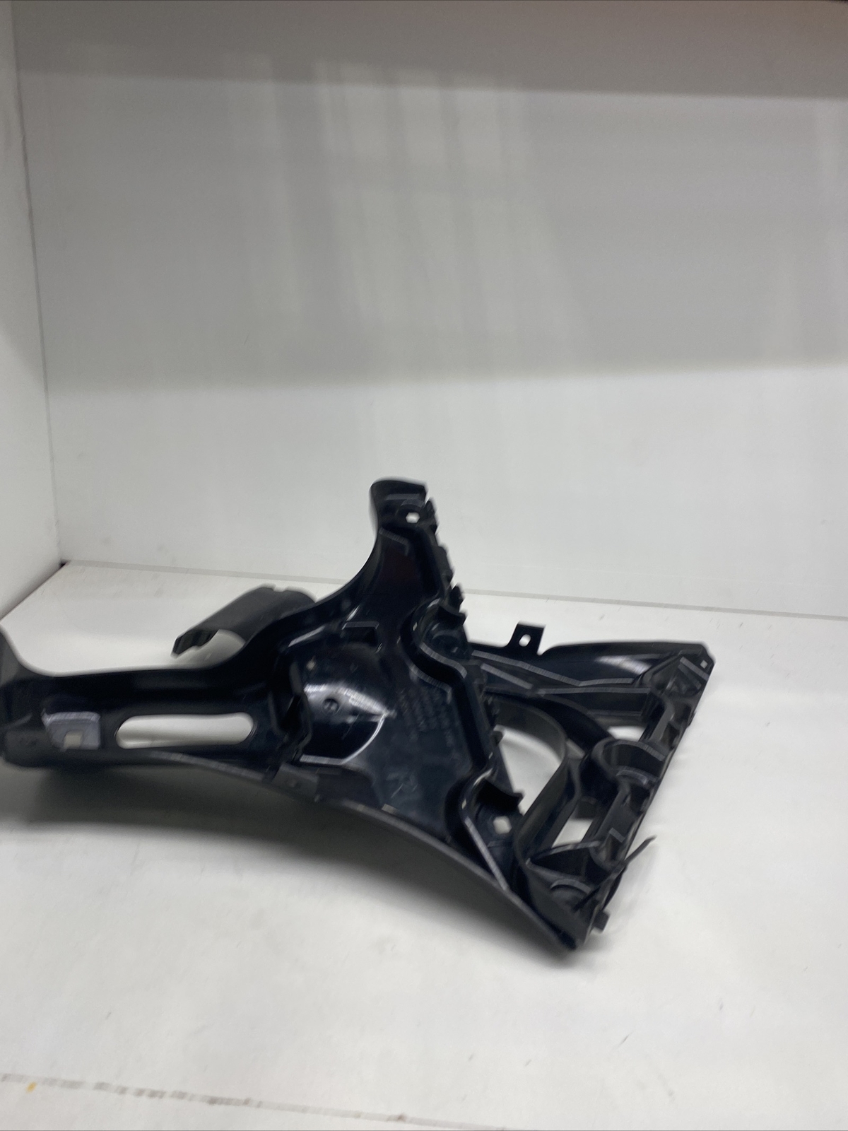 2010 BMW 528I REAR RIGHT SIDE BUMPER MOUNT BRACKET SUPPORT OEM ...